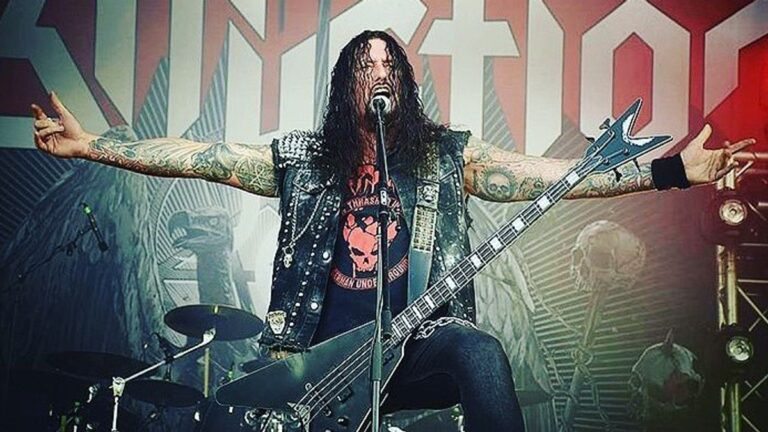 Destruction: "Agora todo mundo quer ir para a Napalm Records porque ...