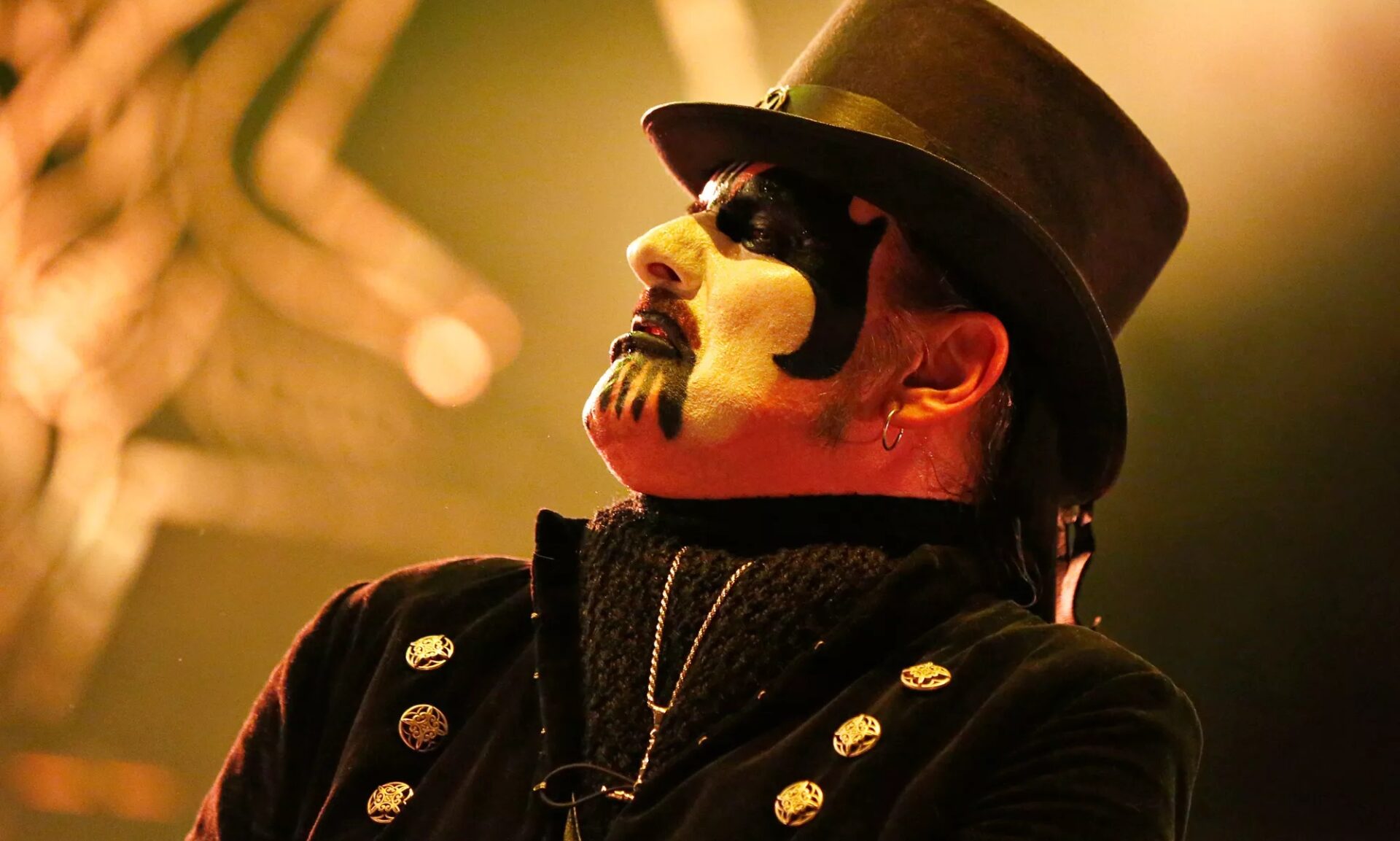 King Diamond: "há 10 músicas agora que estão sendo trabalhadas ...